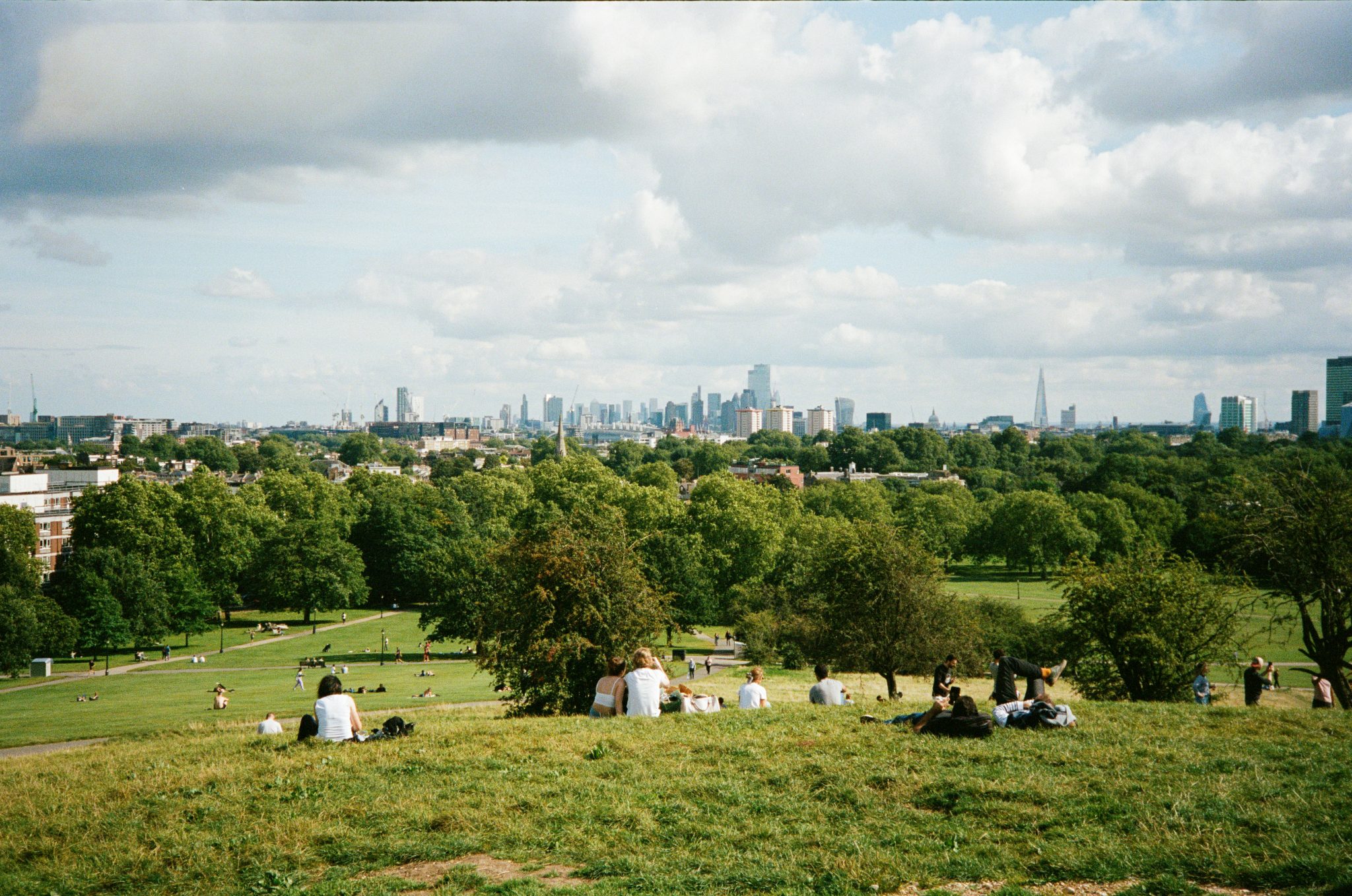 12 Safe Places to Live in London - 2026 Safest Area Guide